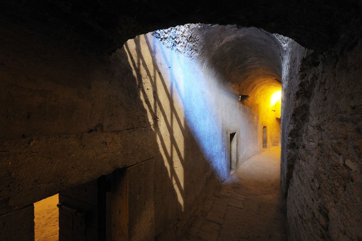 Group Guided tour to the Castel Sant'Angelo Secrets - ITALY MUSEUM